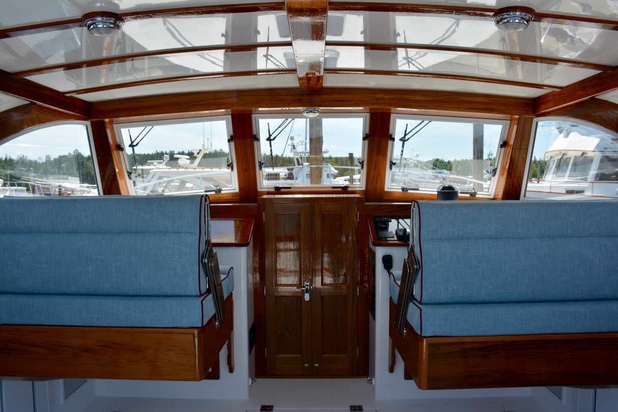 New Ellis 36 Express Cruiser – SOLD | Ellis Boat Brokerage