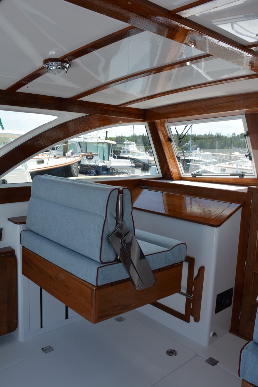 New Ellis 36 Express Cruiser – SOLD | Ellis Boat Brokerage