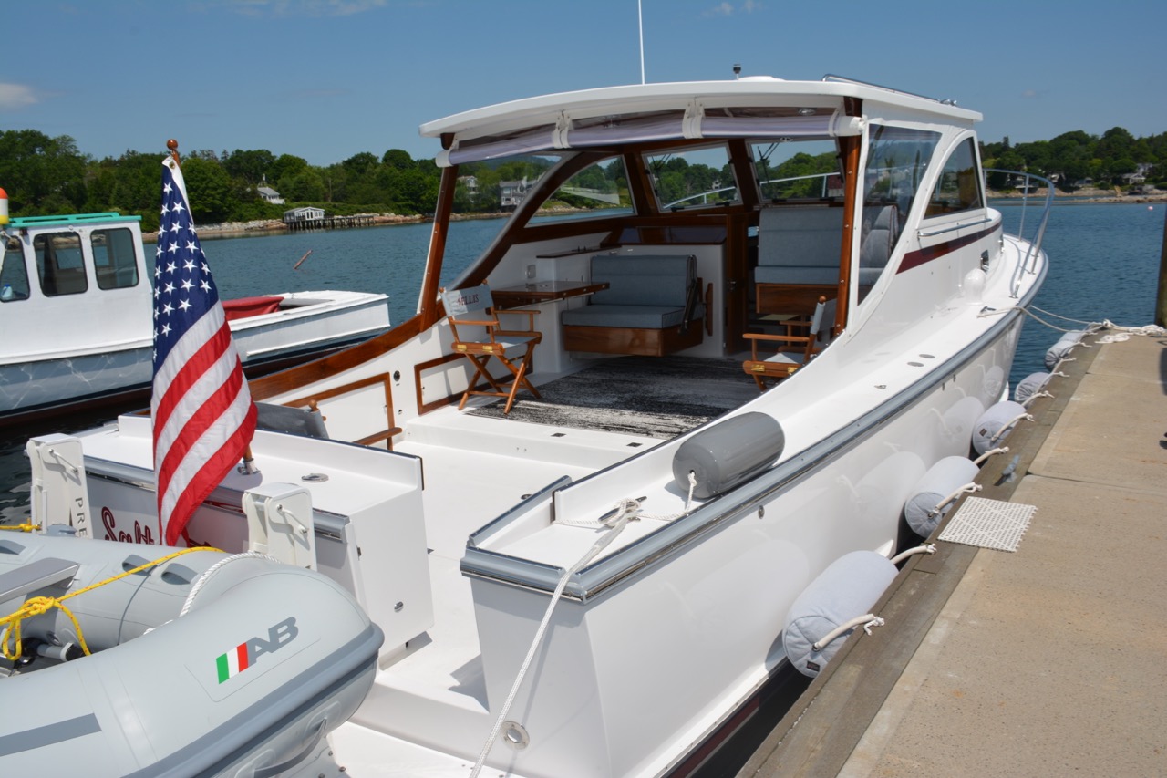 New Ellis 36 Express Cruiser – SOLD | Ellis Boat Brokerage