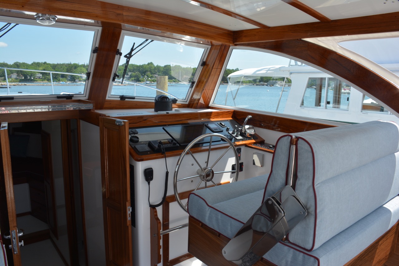 New Ellis 36 Express Cruiser – SOLD | Ellis Boat Brokerage